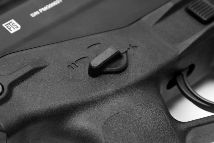 Masada Black - Gas Rifle - KWA Airsoft